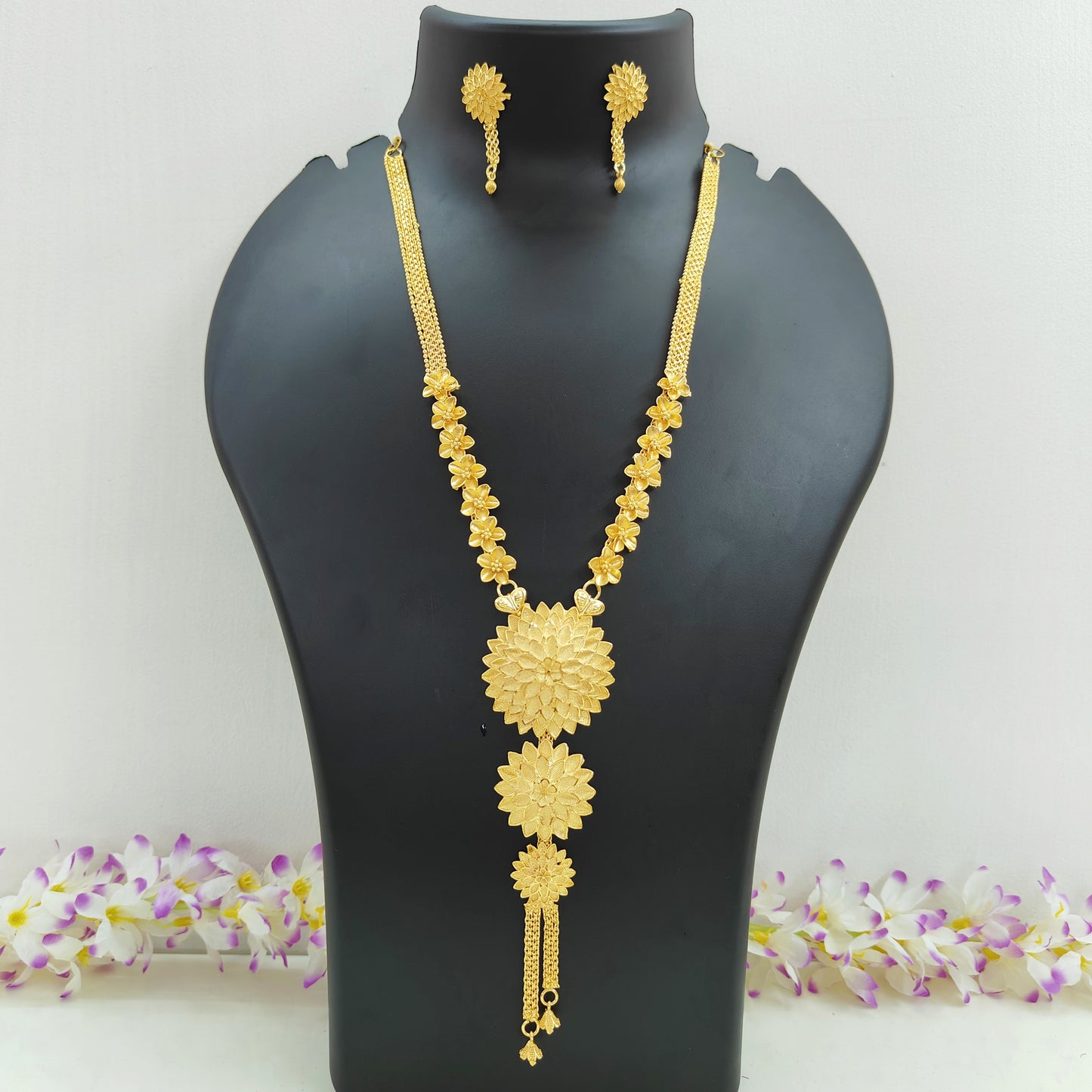 Gold Plated Triple Pendent Design Long Sitahar Necklace – THE ALANKARA